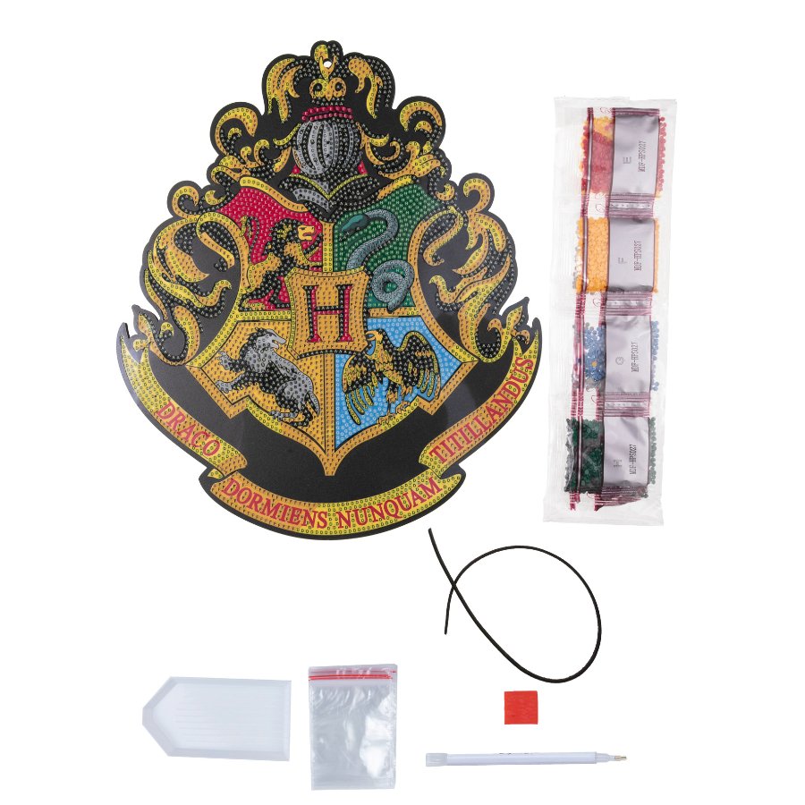 "Hogwarts Crest" Harry Potter Wooden Hanging Decoration – Craft Buddy